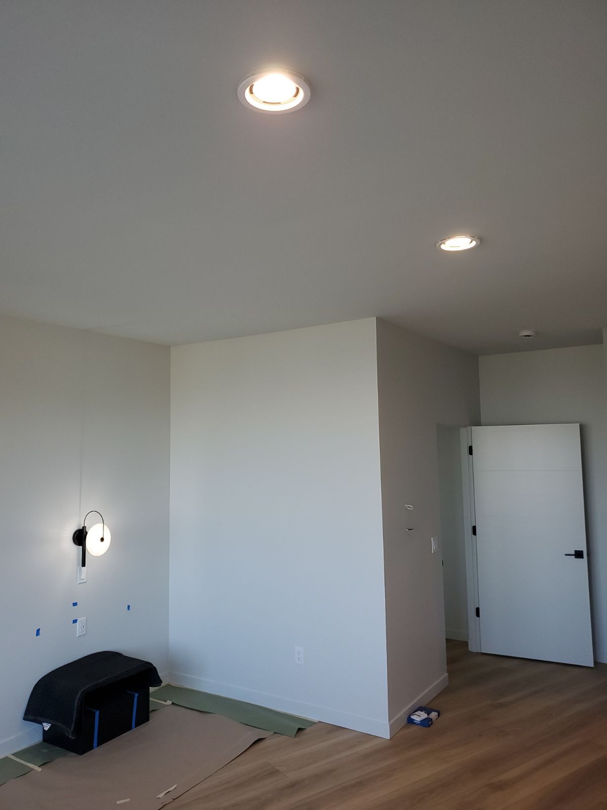 Fusion Air 6-inch Straight Downlight with Integrated Air Diffusion ...